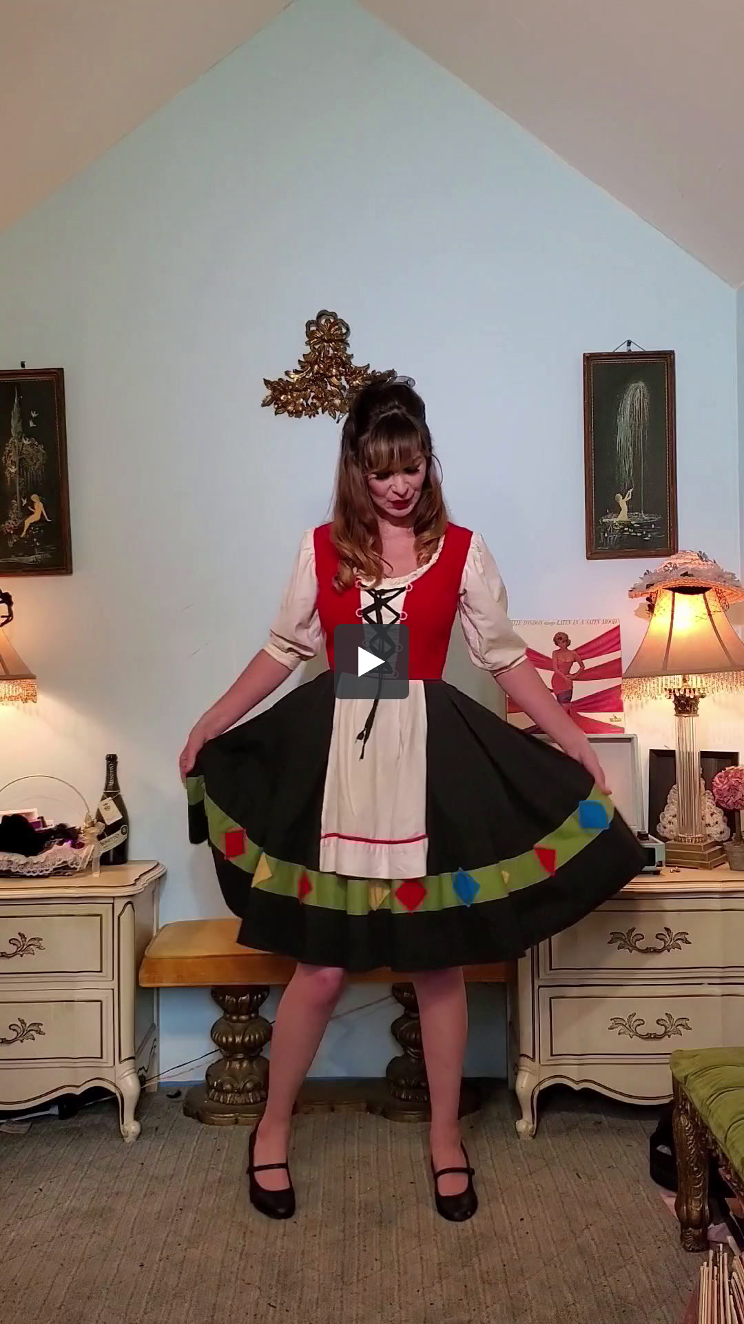 20200513_171932_1.mp4.mp4 | Dainty Rascal Dancing