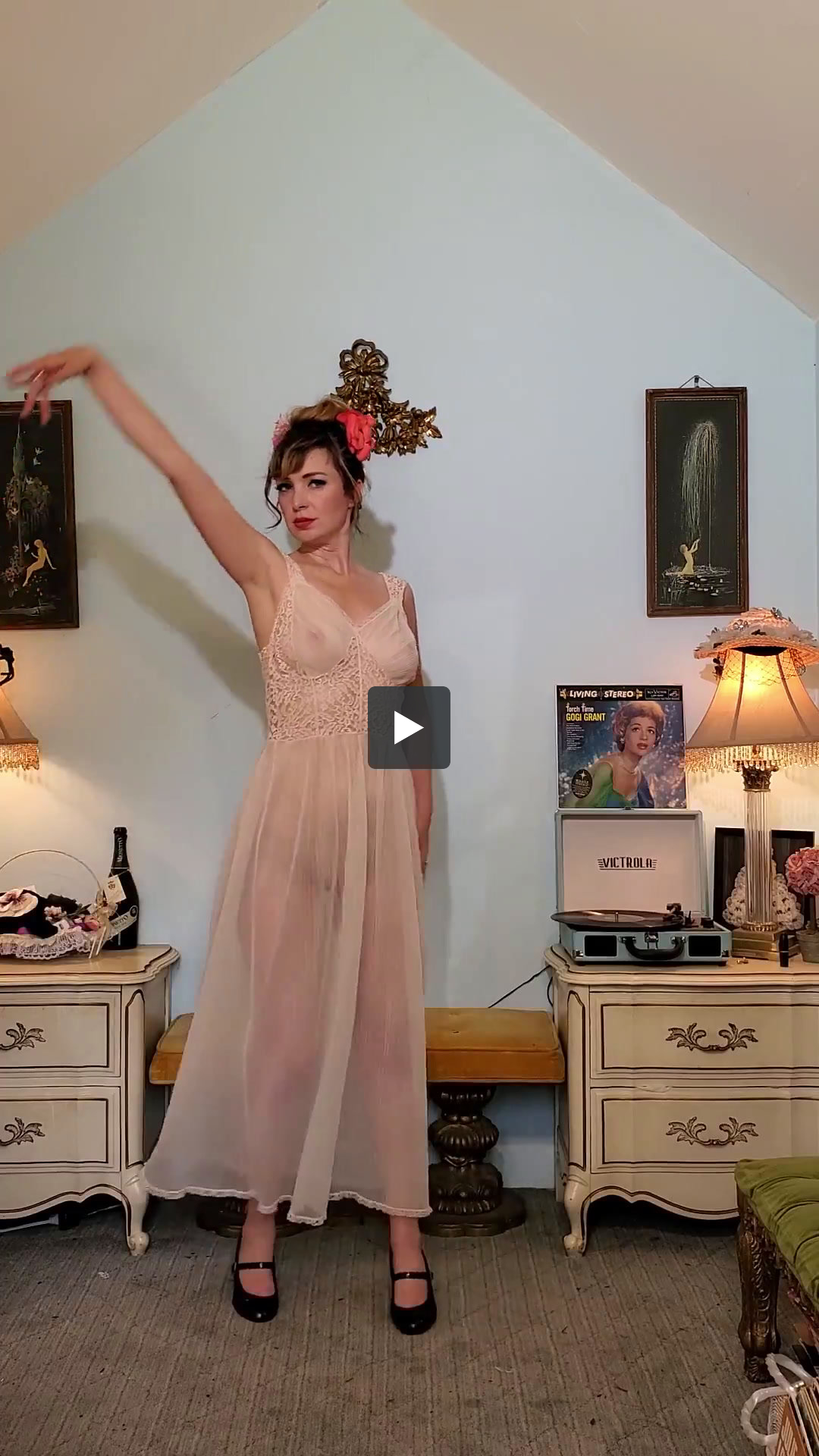 20200508_145744.mp4 | Dainty Rascal Dancing