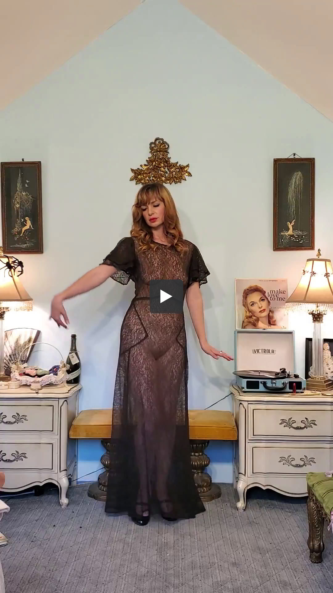 20200320_182106.mp4 | Dainty Rascal Dancing