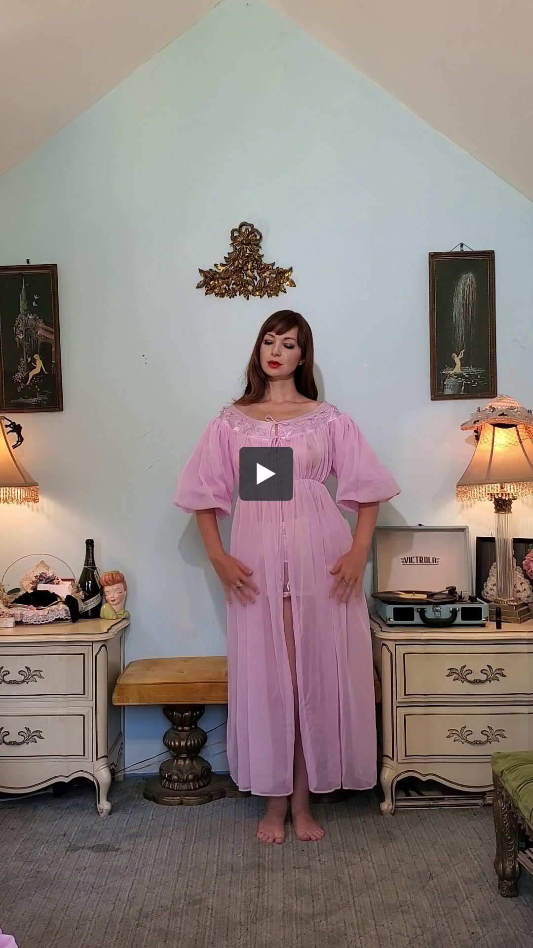 20200718_122833_1.mp4 | Dainty Rascal Dancing